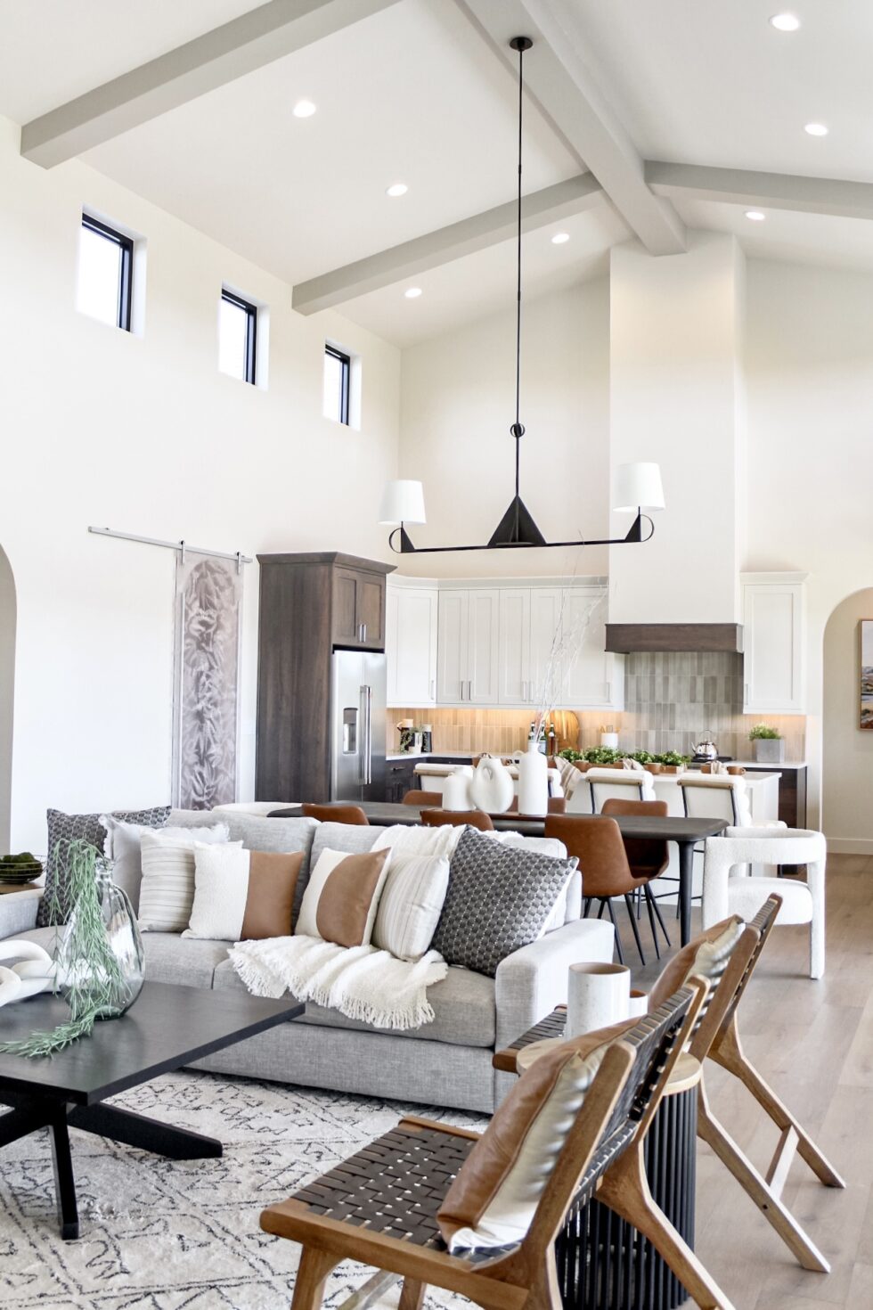 Home Staging: Elevate and Transform Your Space for a Quick Sale - Wall ...